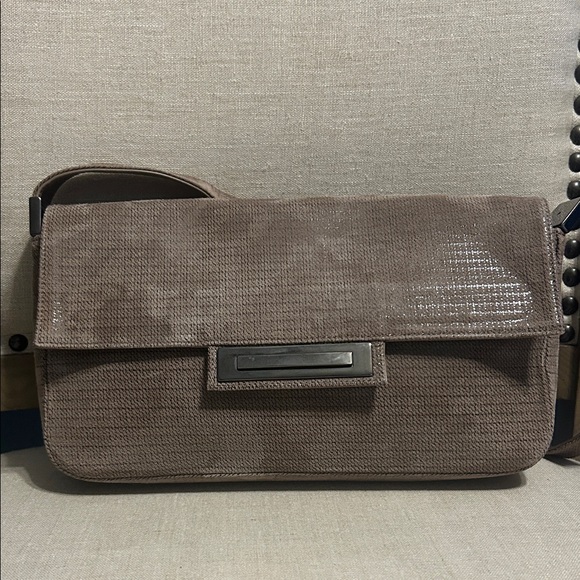 Stuart Weitzman | Bags | Stuart Weitzman Vintage Suede Shoulder Bag ...